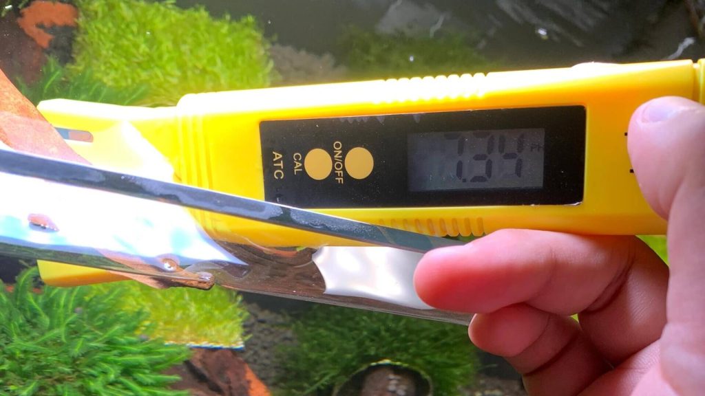 How To Lower PH In Aquarium Naturally & Safely: Step-by-Step Guide 2026